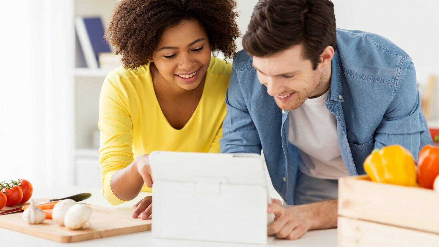 How To Connect Tablet To PC? 2023 (6 Ways To Do it) » Tech Combact