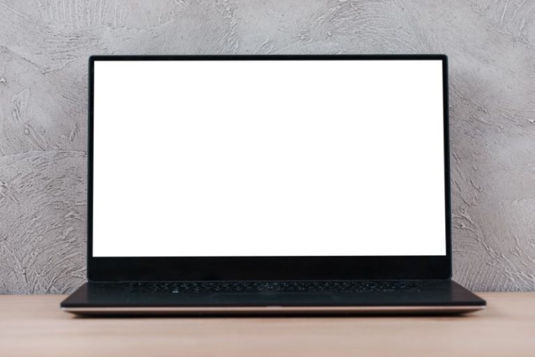 How big is a 15 inch laptop » Tech Combact